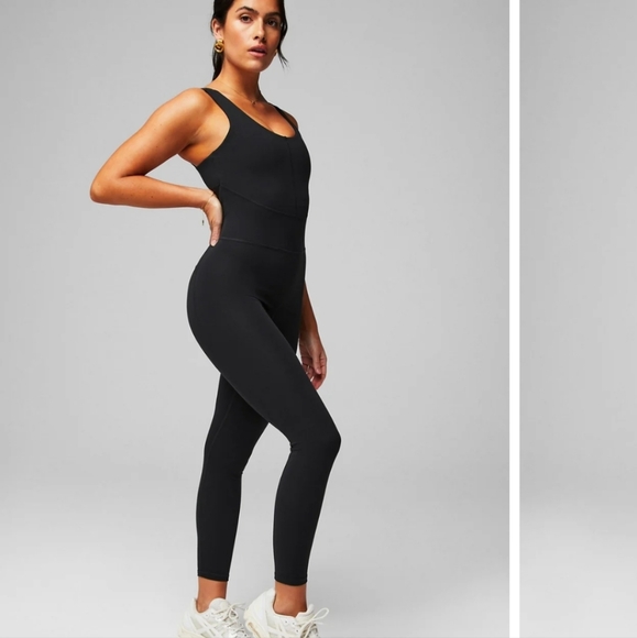 Fabletics | Pants & Jumpsuits | Fabletics Oasis Pureluxe Builtin Bra ...